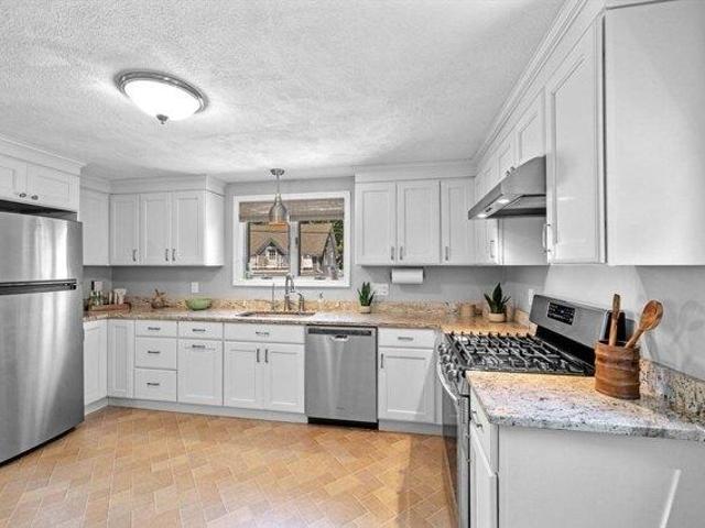 house with 2 bedroom, Beverly MA ES103928733