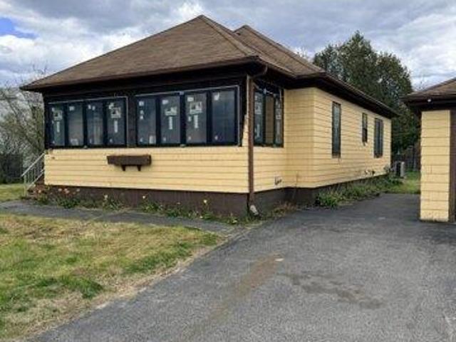 house with 2 bedroom, Biddeford ME ES105116458