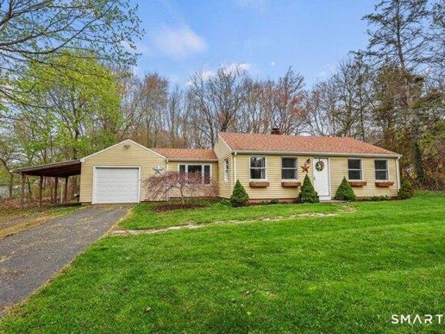 house with 2 bedroom, Bolton CT DLS102477526