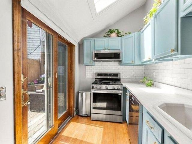house with 2 bedroom, Boston MA ES104790762