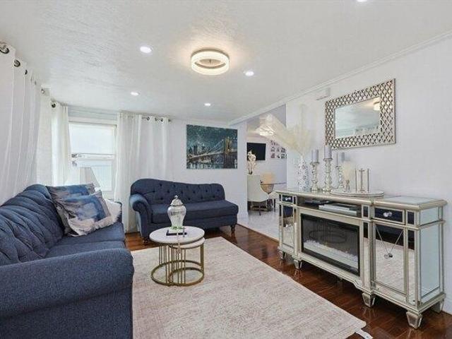 house with 2 bedroom, Boston MA ES105059955