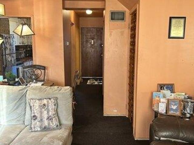 house with 2 bedroom, Bloomfield CT ES105125908