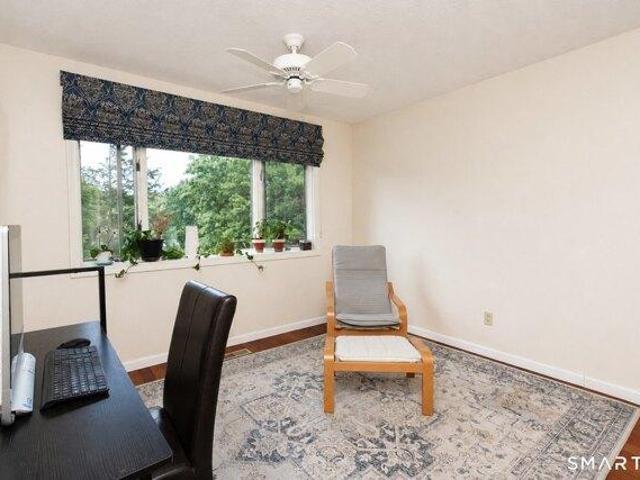 house with 2 bedroom, Bloomfield CT ES105155827