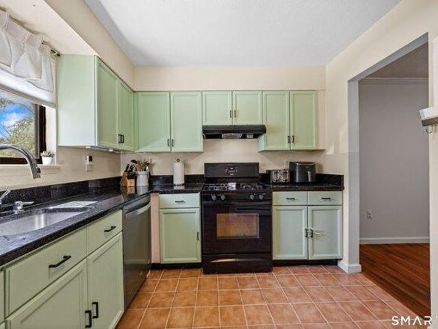 house with 2 bedroom, Bloomfield CT ES103439193