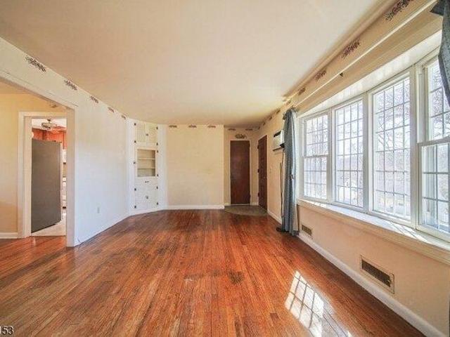 house with 2 bedroom, Bloomingdale NJ DS102528461