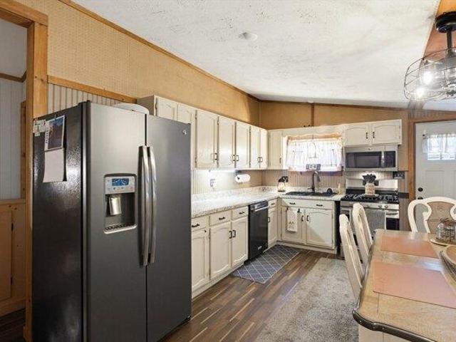house with 2 bedroom, Blackstone MA DS103444481