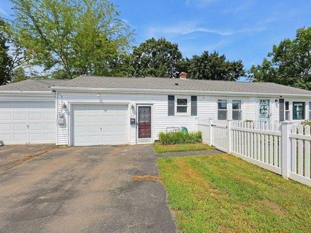 house with 2 bedroom, Blackstone MA ES105080690