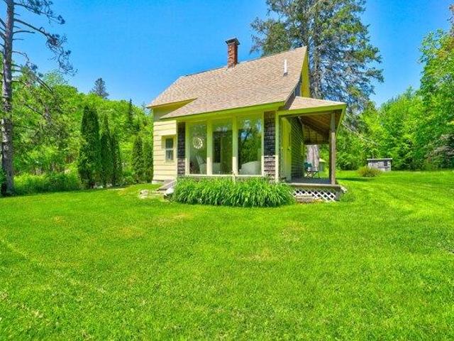 house with 2 bedroom, Blue Hill ME ES103434440