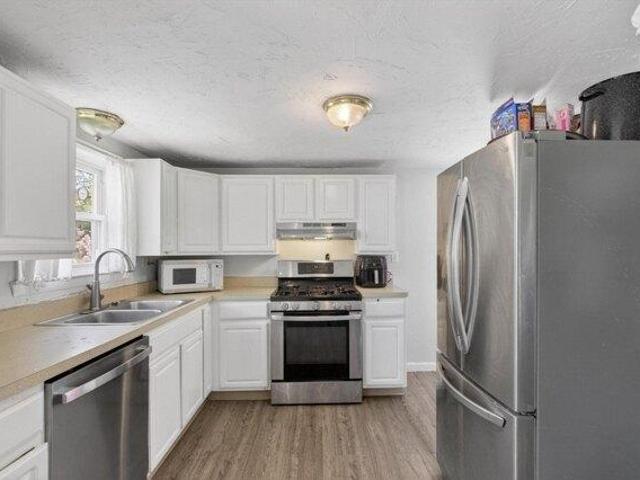 house with 2 bedroom, Brockton MA DS103159442