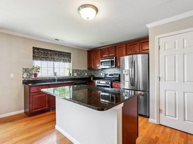 house with 2 bedroom, Brookfield CT ES103071102