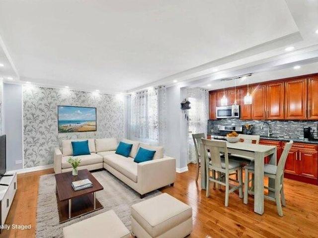 house with 2 bedroom, Brooklyn NY ES103621876