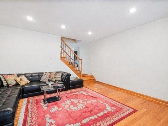 house with 2 bedroom, Brooklyn NY ES104922346