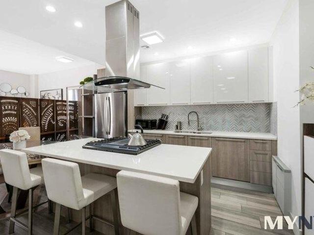 house with 2 bedroom, Brooklyn NY ES105203714