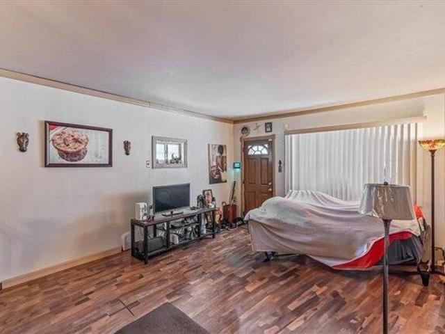 house with 2 bedroom, Brooklyn NY ES105206497