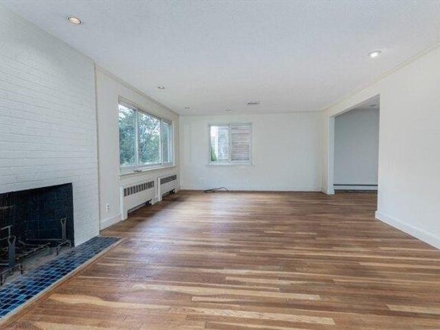 house with 2 bedroom, Brookline MA DLS102635448
