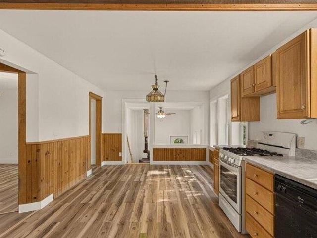 house with 2 bedroom, Brooks ME ES104234998