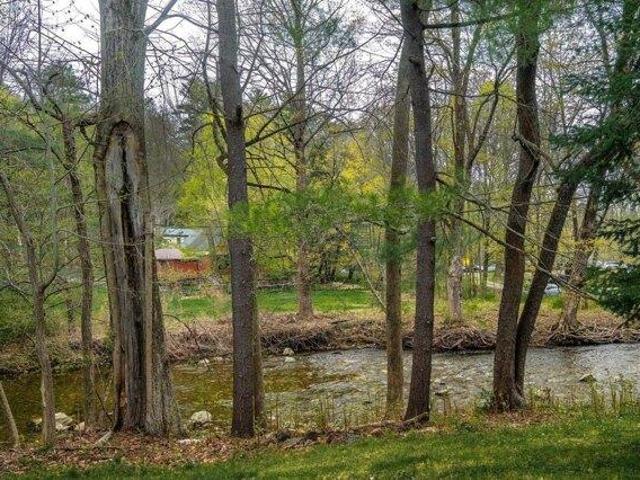 house with 2 bedroom, Brattleboro VT DS104234269
