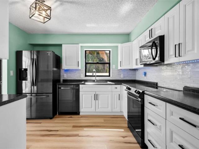 house with 2 bedroom, Bradenton FL DS102399570