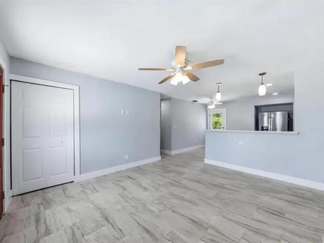 house with 2 bedroom, Bradenton FL DS102399205