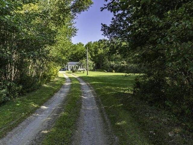 house with 2 bedroom, Bradford ME DS102476652