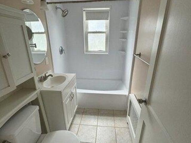 house with 2 bedroom, Braintree MA DS104263540