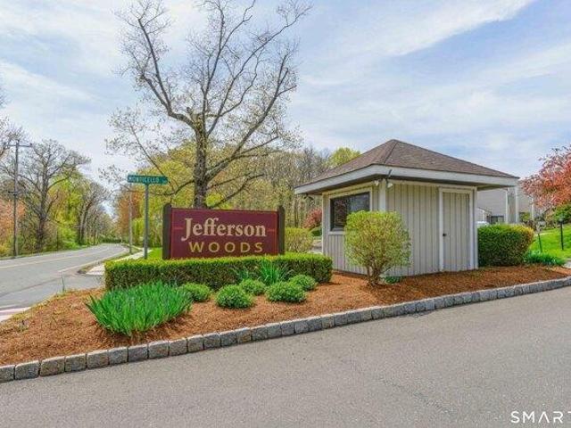 house with 2 bedroom, Branford CT DLS102064129