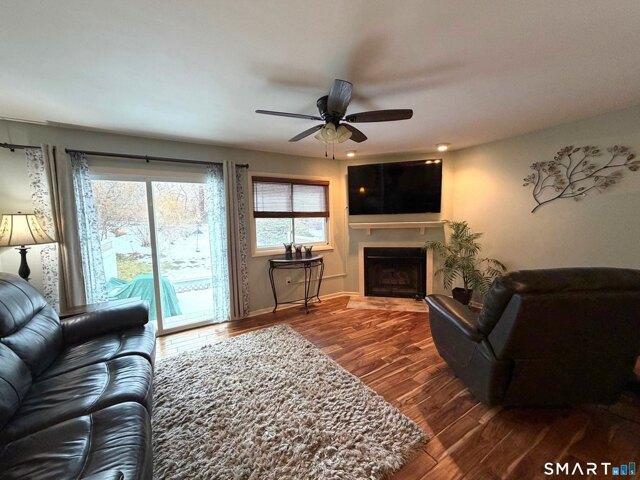 house with 2 bedroom, Branford CT DLS102154047