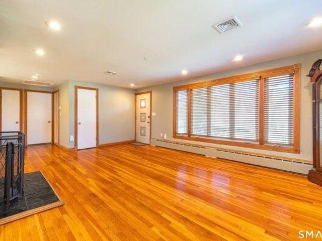 house with 2 bedroom, Branford CT DS102156766