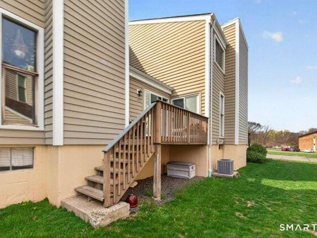 house with 2 bedroom, Branford CT ES103071431