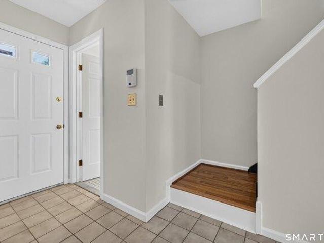 house with 2 bedroom, Branford CT ES103927882