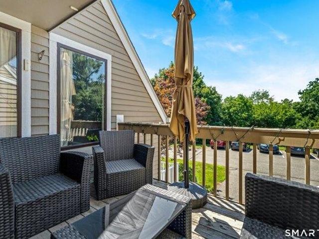 house with 2 bedroom, Branford CT ES105191354