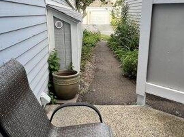 house with 2 bedroom, Branford CT ES105192288