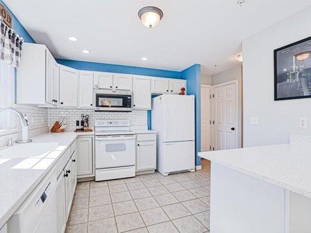 house with 2 bedroom, Brentwood NH ES103250908