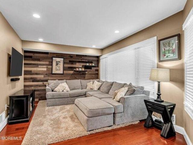 house with 2 bedroom, Brick NJ ES105174177