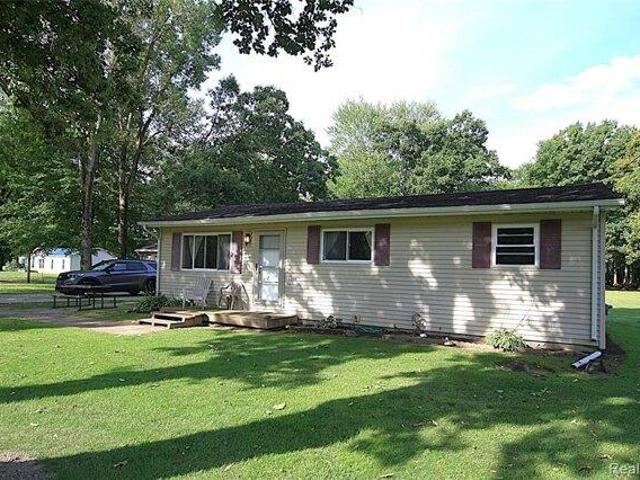 house with 2 bedroom, Bridgeport MI DS94238701