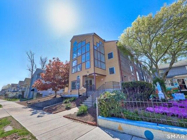 house with 2 bedroom, Bridgeport CT DLS102257982