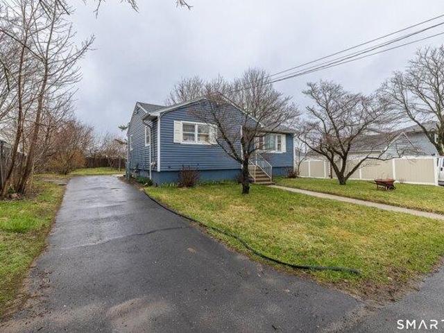 house with 2 bedroom, Bridgeport CT DLS102530115