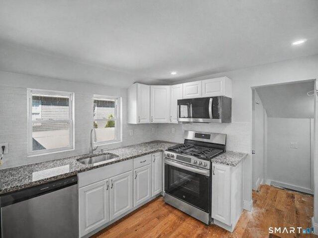 house with 2 bedroom, Bridgeport CT DS102279596