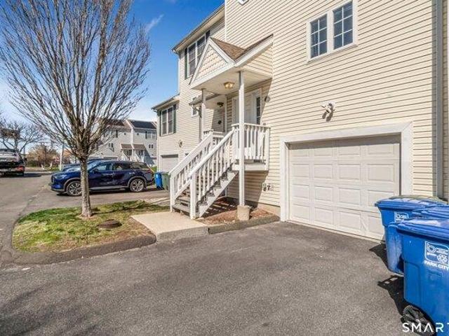 house with 2 bedroom, Bridgeport CT ES104075095