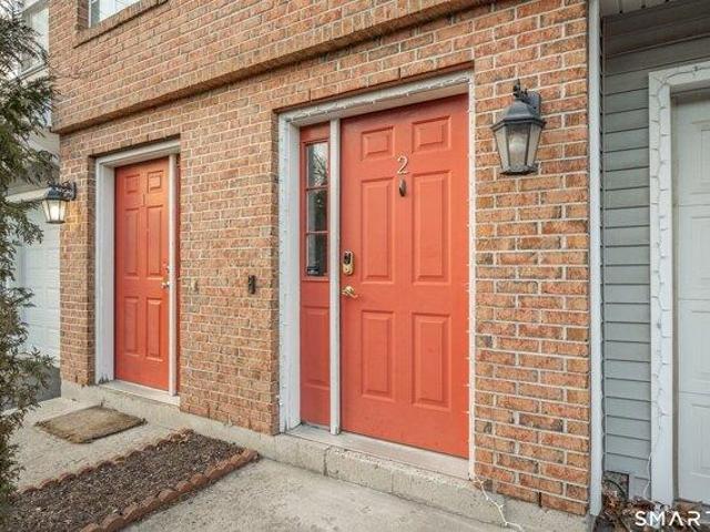 house with 2 bedroom, Bridgeport CT ES104374131
