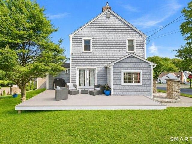 house with 2 bedroom, Bridgeport CT ES105158004