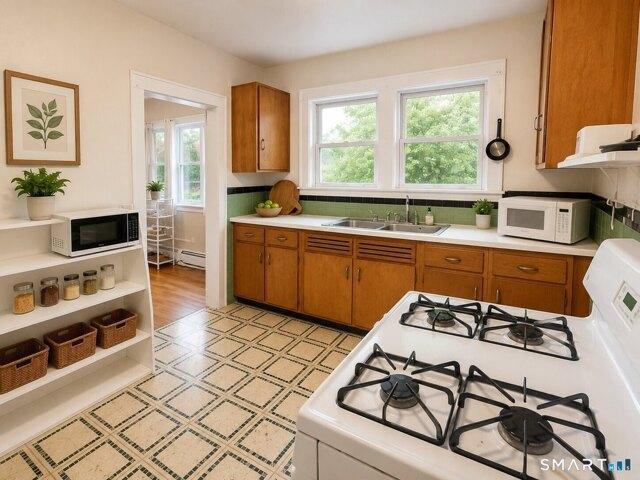 house with 2 bedroom, Bridgeport CT ES105176374