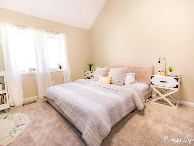 house with 2 bedroom, Bridgeport CT ES105171829