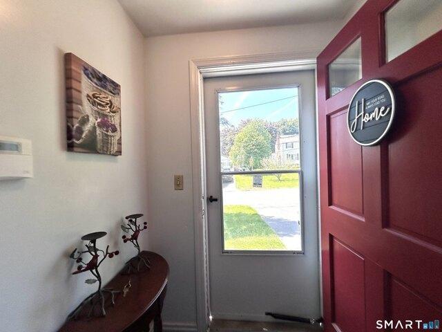 house with 2 bedroom, Bridgeport CT ES103163166