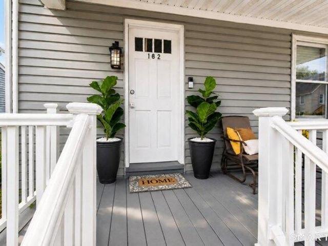 house with 2 bedroom, Bridgeport CT ES103189477