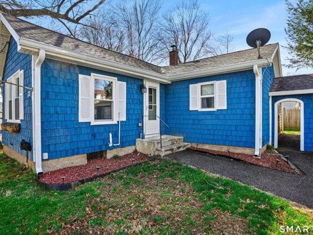 house with 2 bedroom, Bristol CT DS104374164