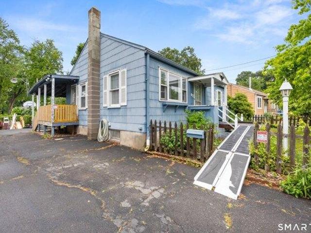 house with 2 bedroom, Bristol CT ES104115295