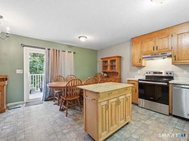 house with 2 bedroom, Bristol CT ES104947237