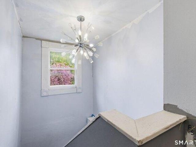 house with 2 bedroom, Bristol CT ES105206004