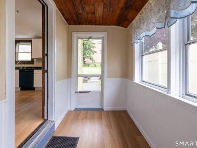 house with 2 bedroom, Bristol CT ES103186403
